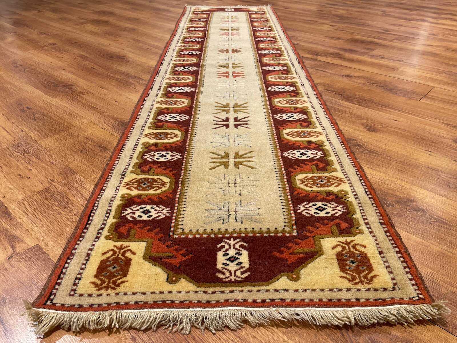 Bozalan Milas El Dokuma Halı Yolluk – Halıköy Halı